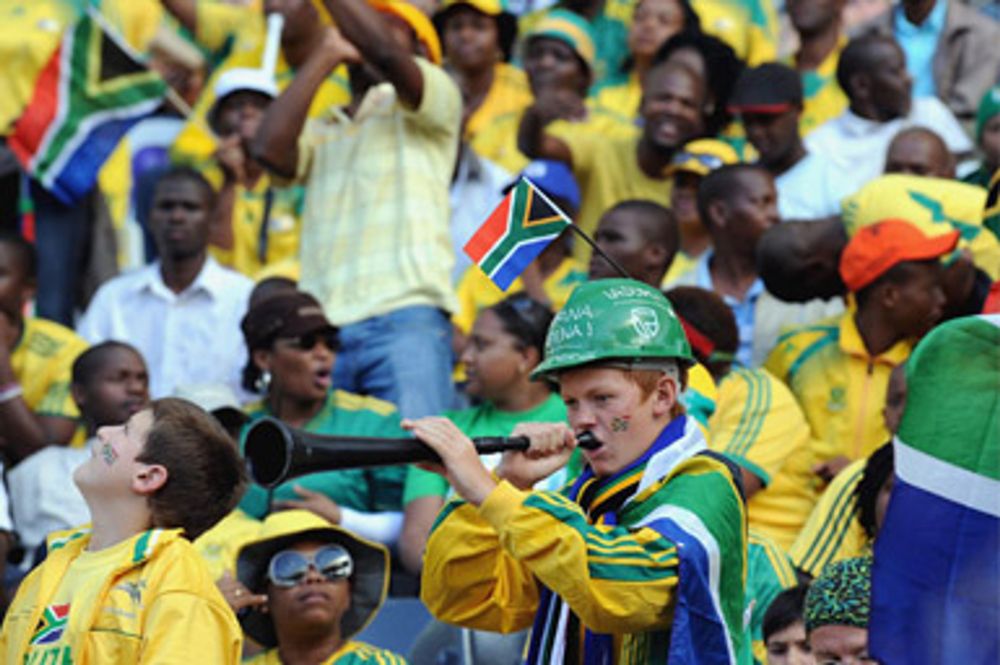 Vuvuzela was Bafana's 12th man - Robson