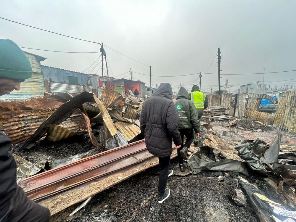 Cape Town fire displaces hundreds as severe weather approaches