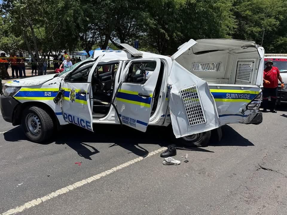 LOOK: Two suspects arrested for vehicle theft die in the back of SAPS ...