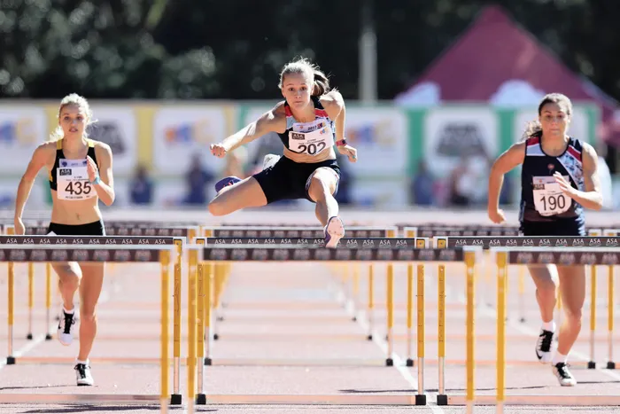 Steenkamp’s SA record gone with the tailwind