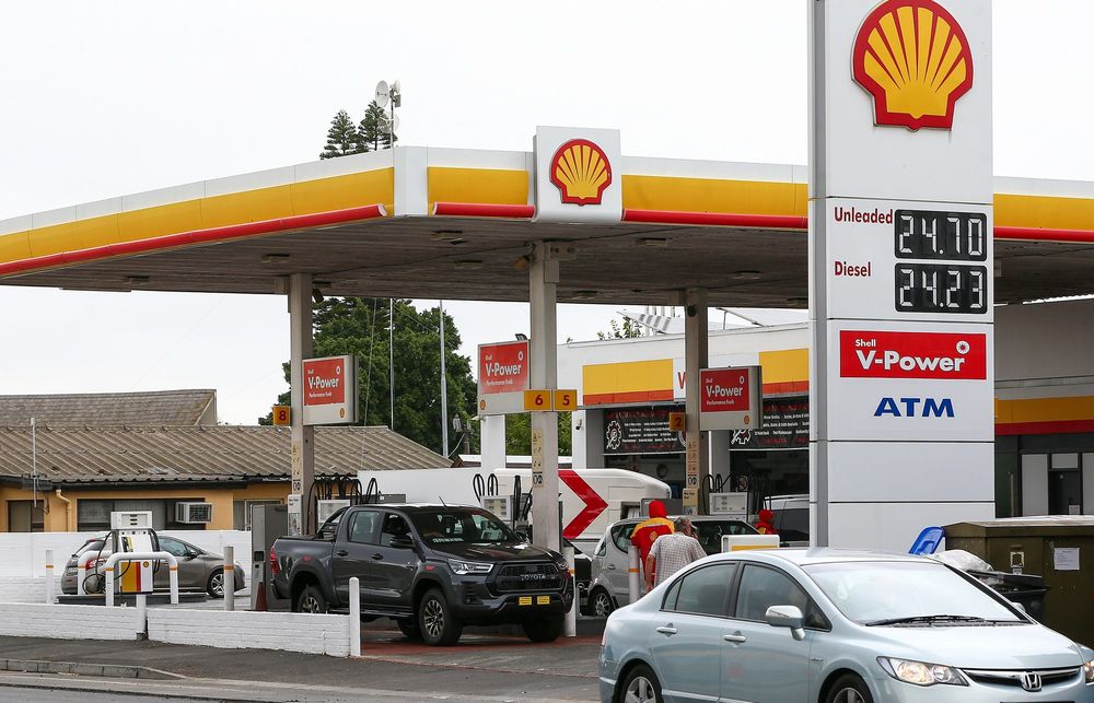 New owners lined up for Shell petrol stations in South Africa