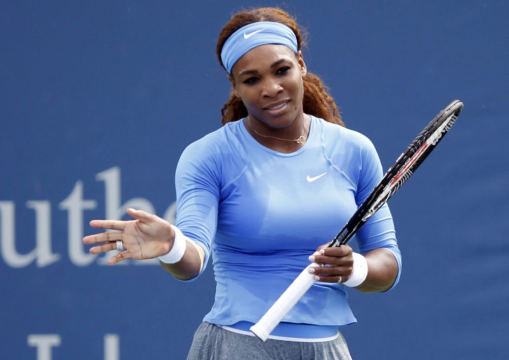 Azarenka threatens to dethrone Serena