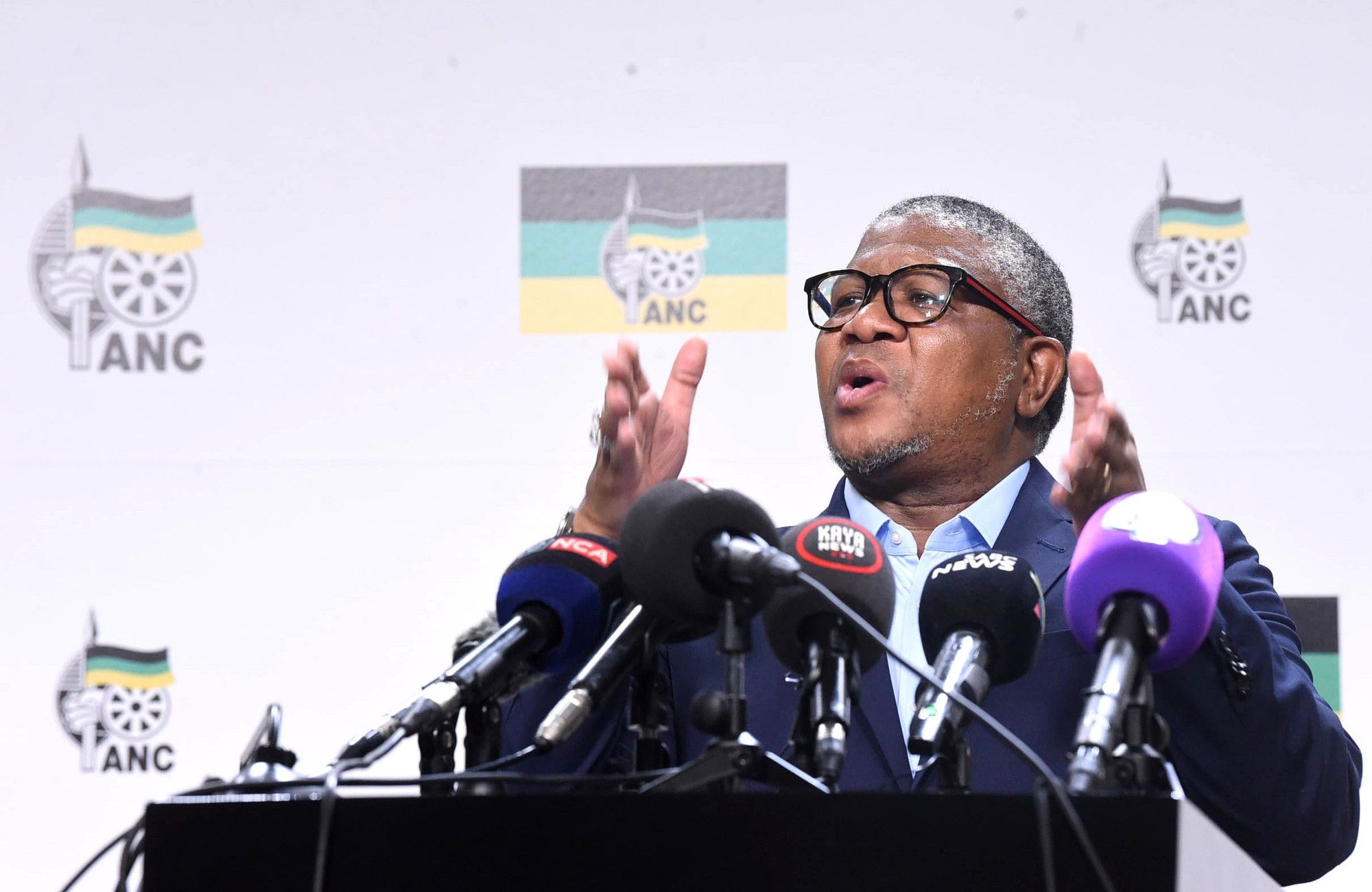 Uyalelwe ukuthi axolise kwi-Nehawu uMtolo