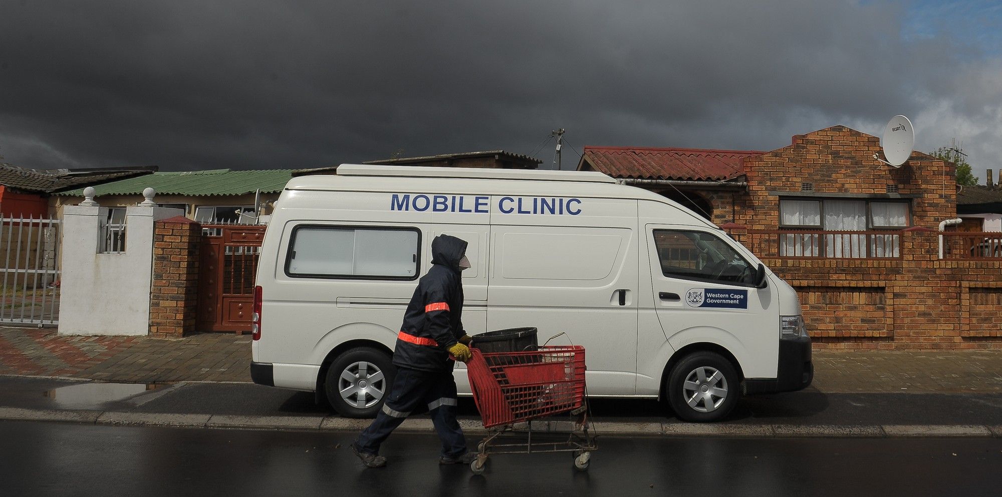 Director of Mzansi Life Care, Nandi Msimang, nabbed on R32m mobile ...