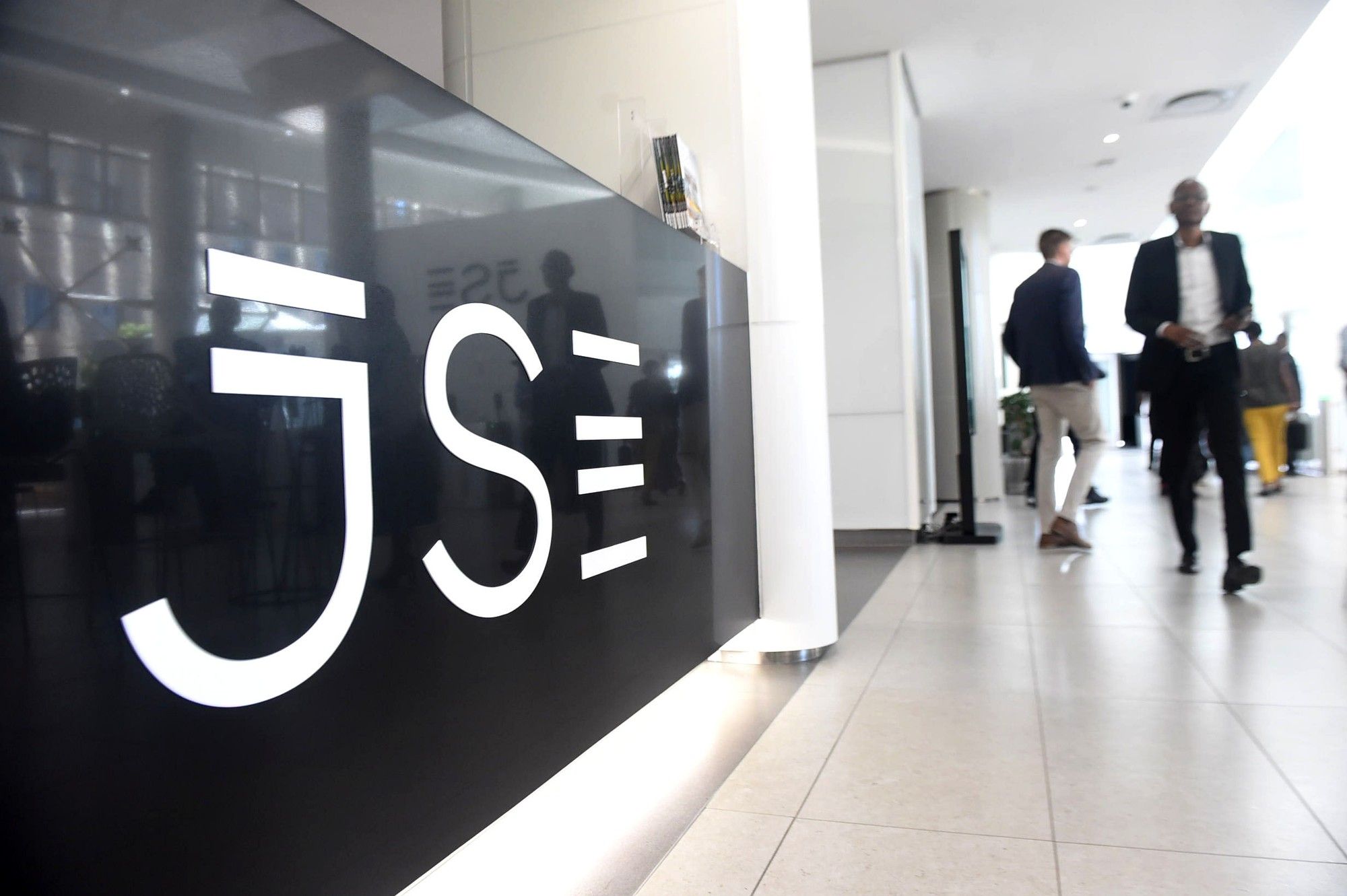 SA fund managers prepared to bring back offshore funds due to GNU, says ...