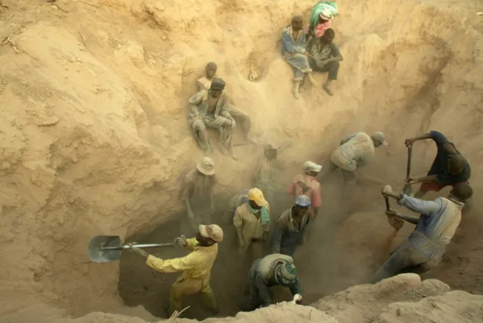 Zim minister denies existence of diamond mine torture camps