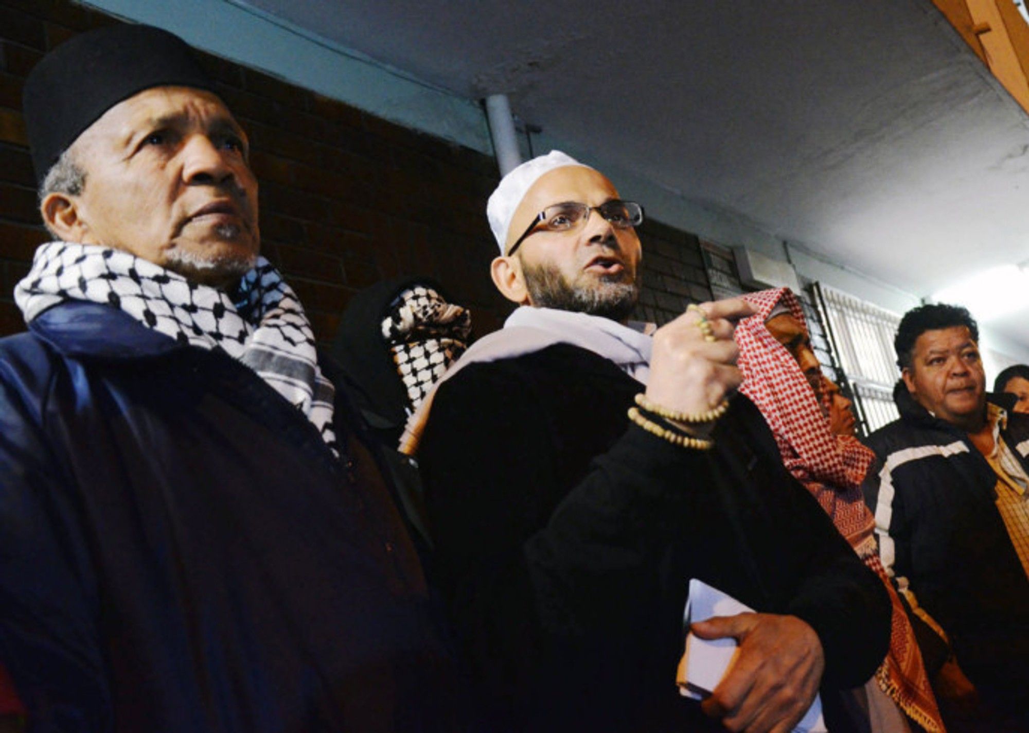 Pagad in anti-drug drive