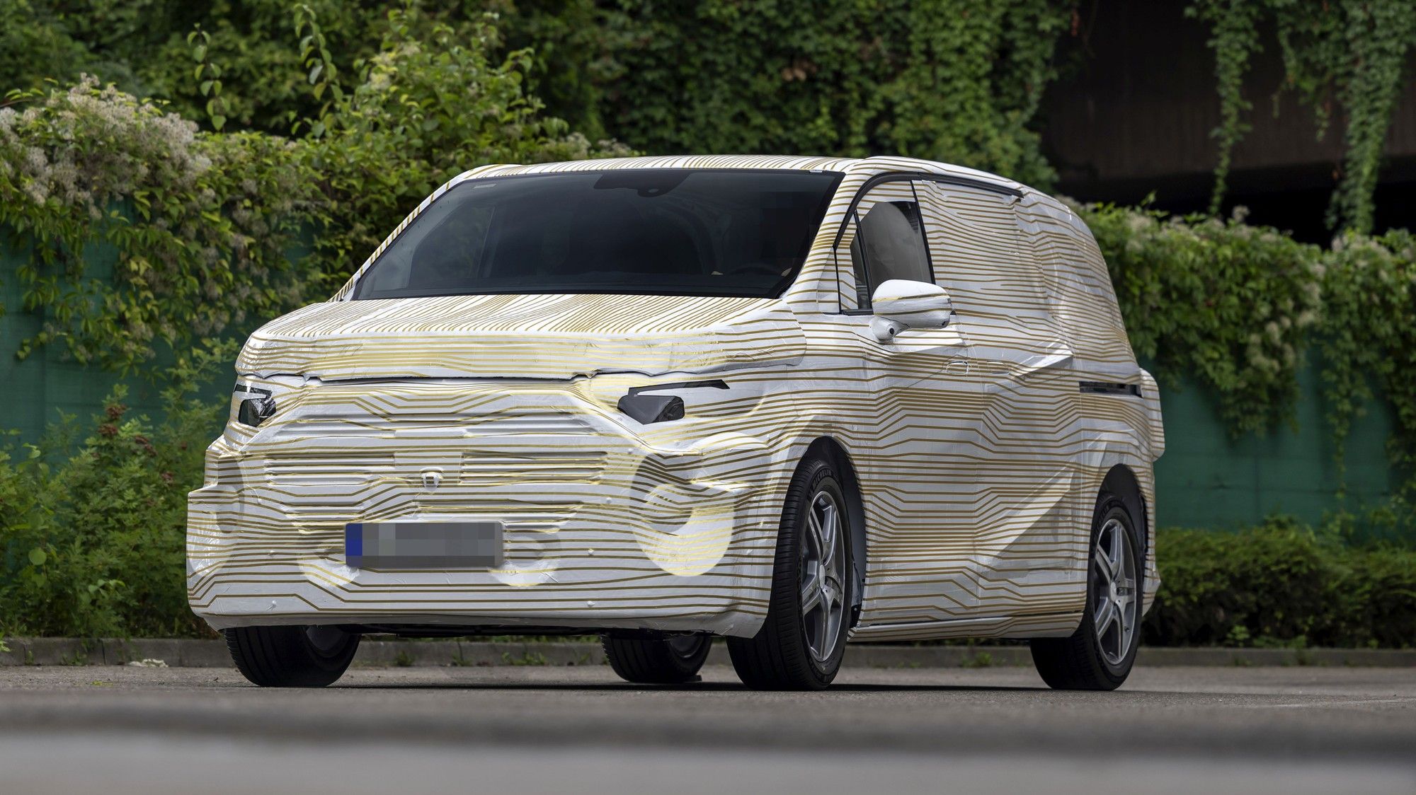 V-Class of the future: Mercedes aiming to reinvent the van with new EV ...