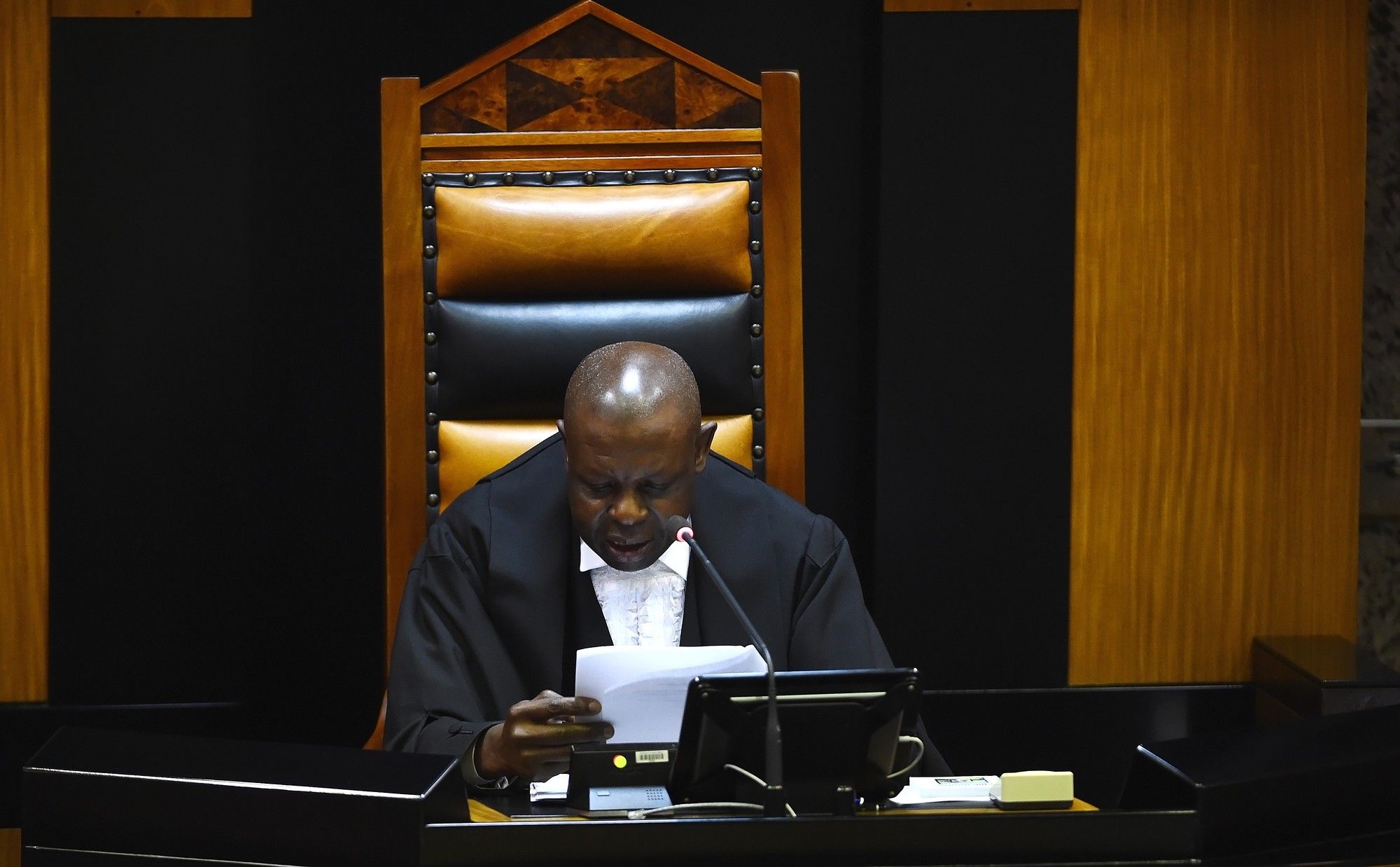 Black Lawyers Association wants Judge Hlophe to replace Chief Justice ...