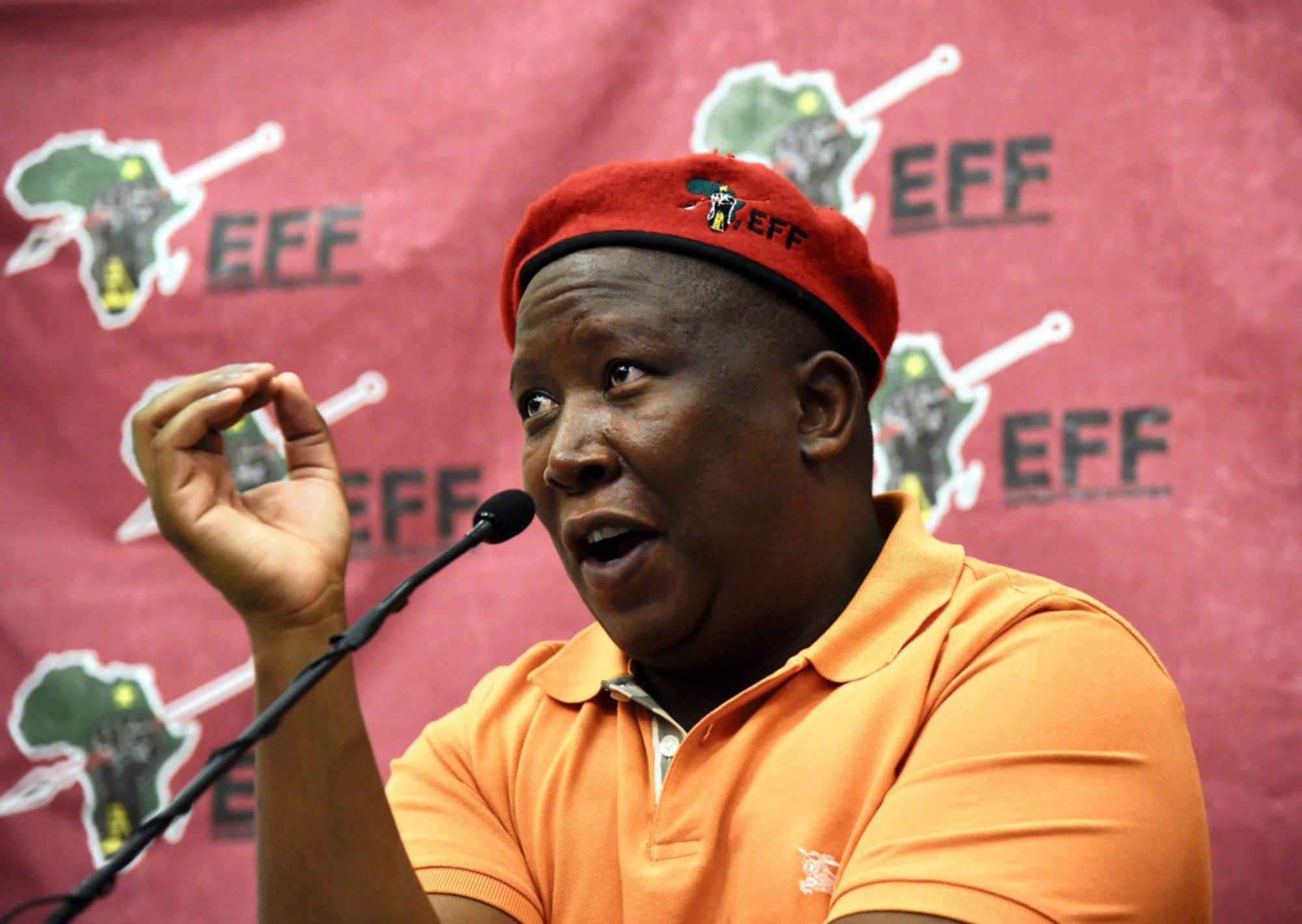 Juju arrives for party’s bash