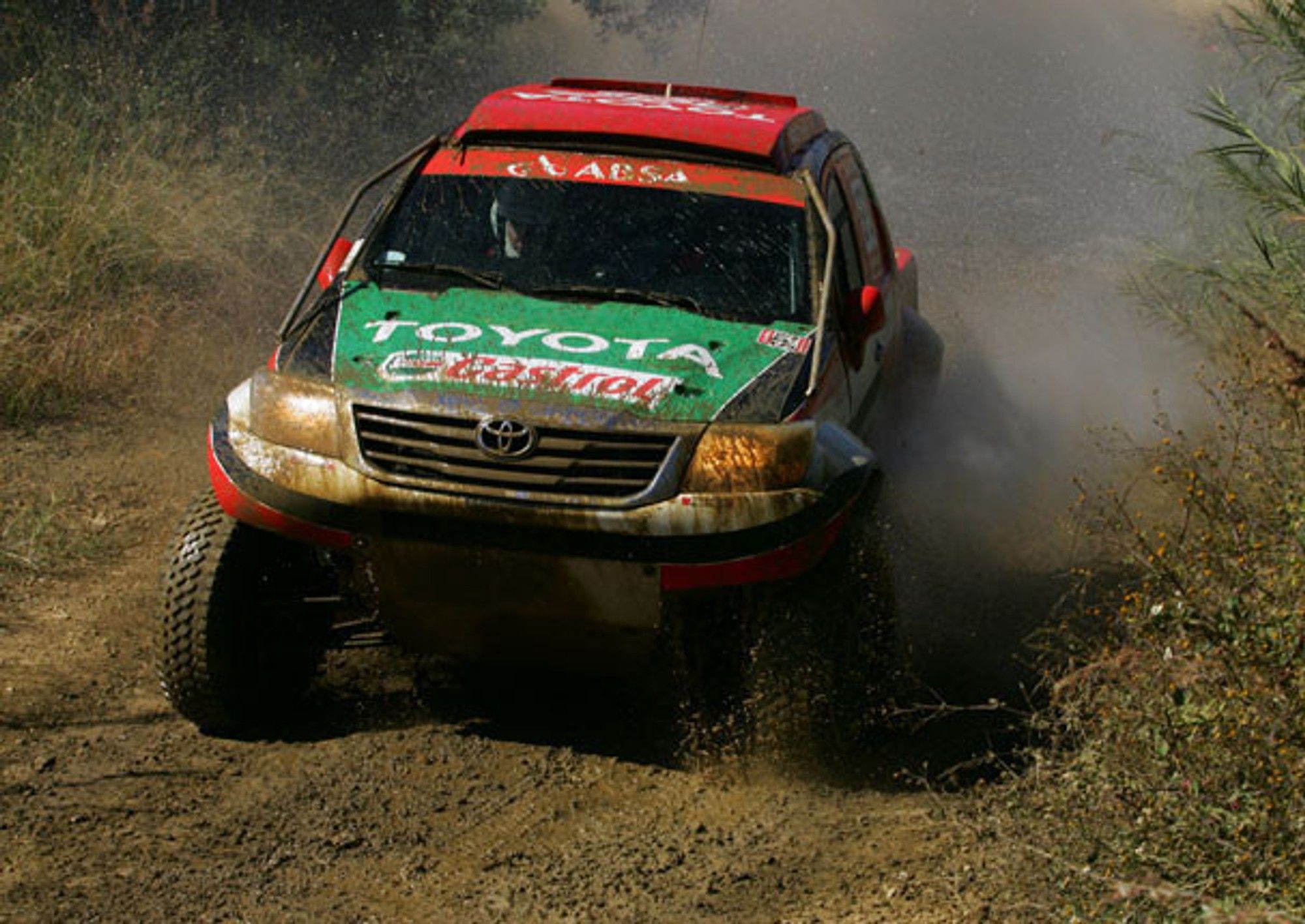 Vos extends Off-Road title lead