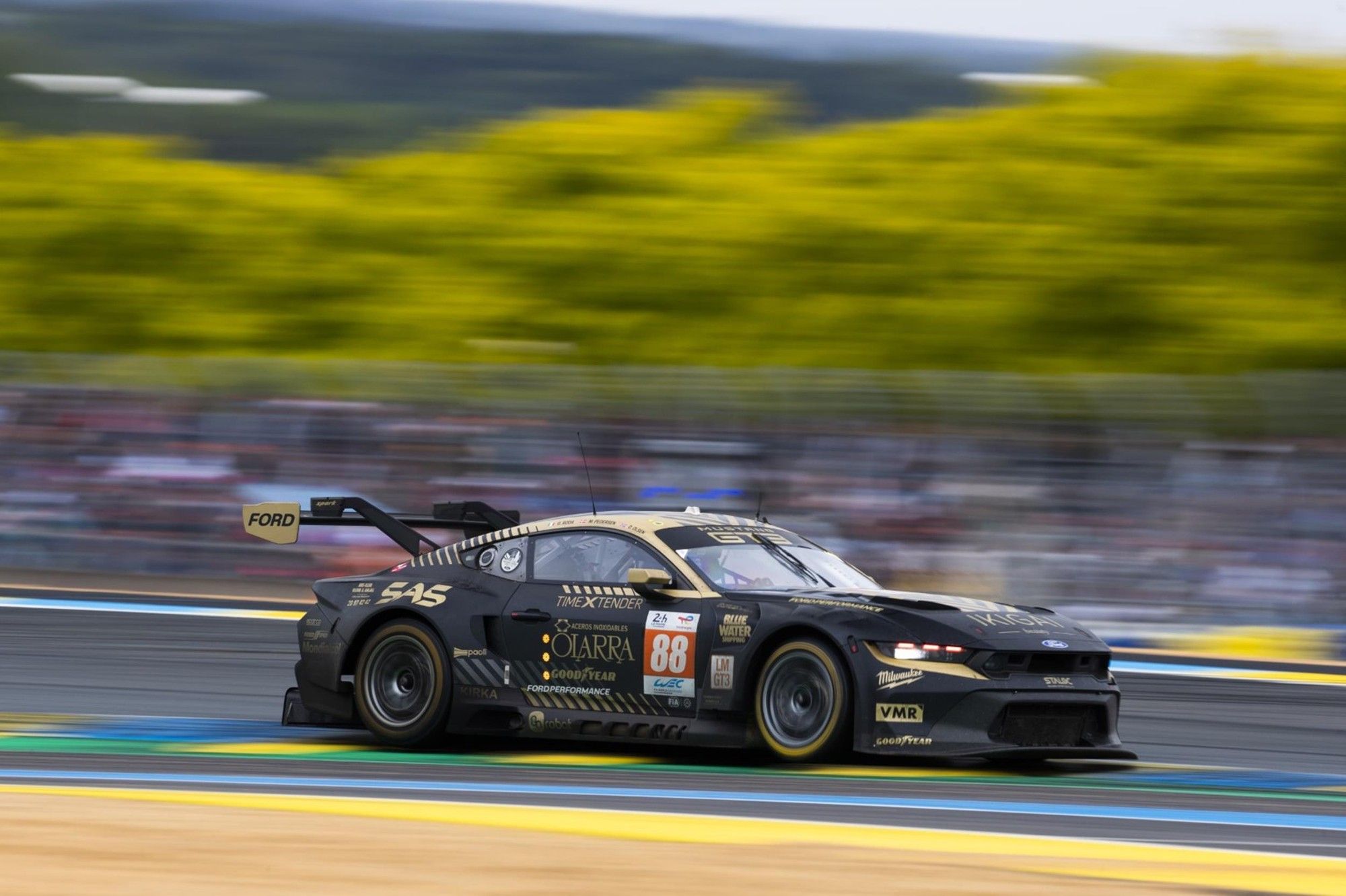 Ford Mustang marks return to Le Mans with podium finish