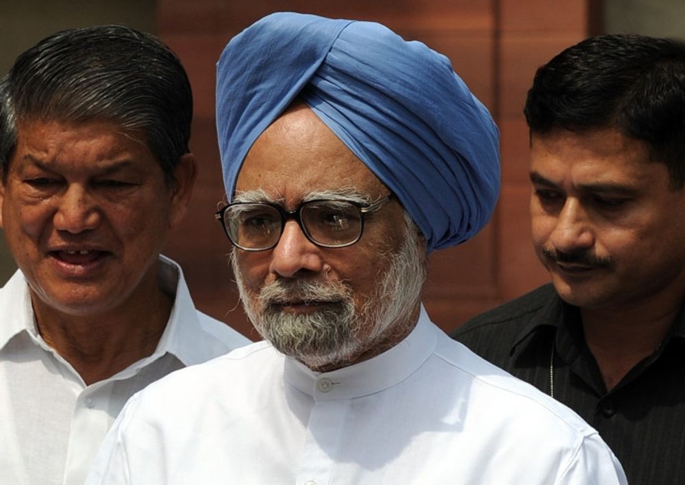 Singh condemns New Delhi blast