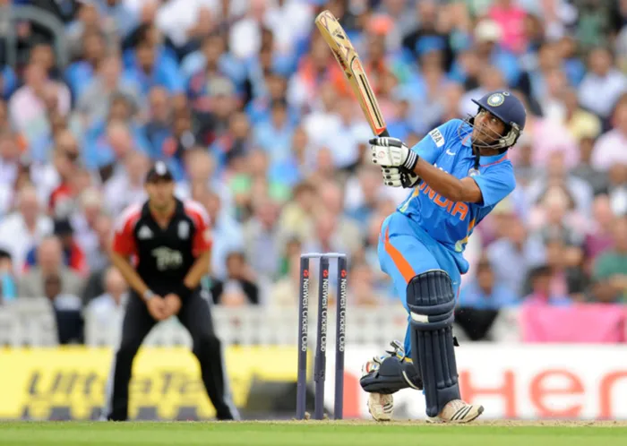 Jadeja, Dhoni lead India fightback