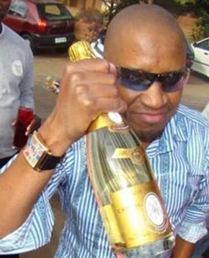 King of Bling cuts lonely figure in court