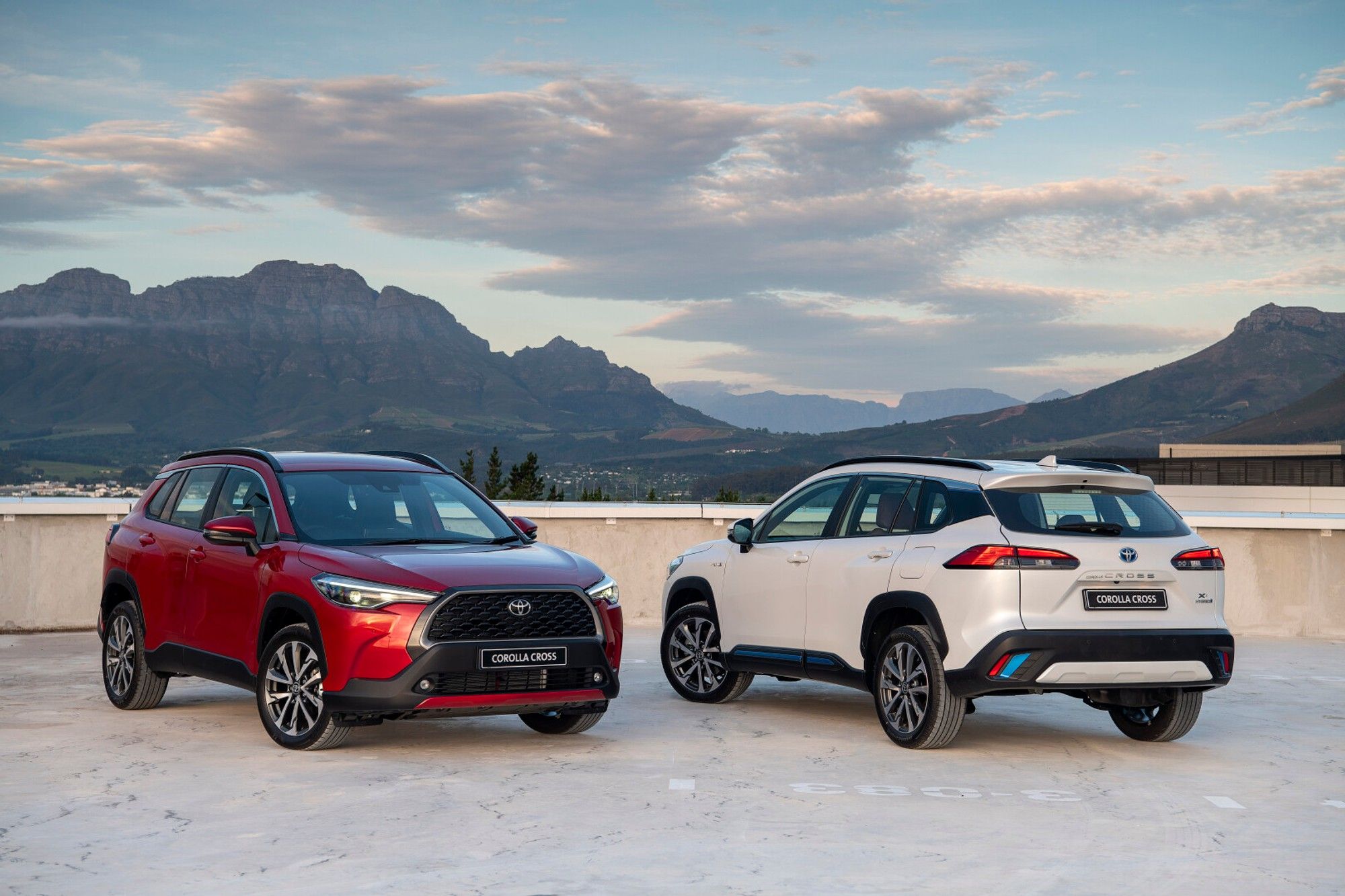 2023 Toyota Corolla Cross upgrade brings more standard features to base ...