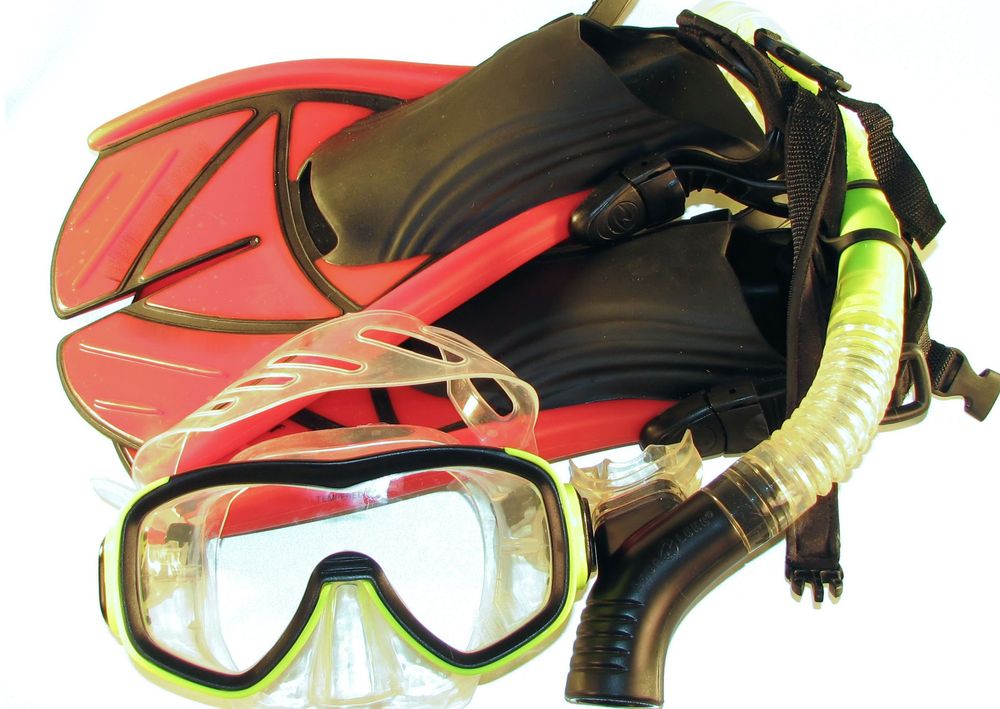 Snorkeler abandoned on Oz reef