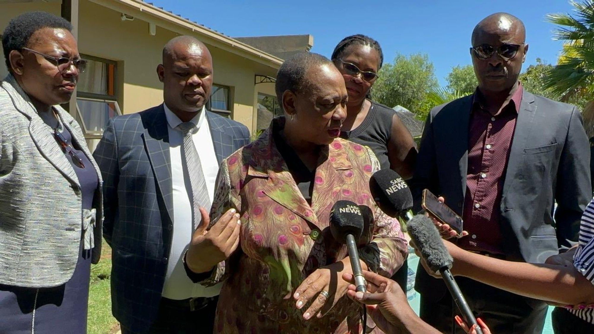 Motshekga pays tribute to late Free State MEC Makgoe