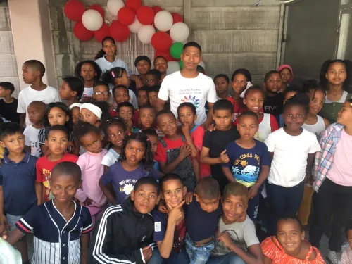 Jericho Foster Outreach team spreads joy to local kids