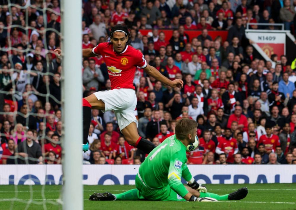 Van Gaal not sure about Falcao