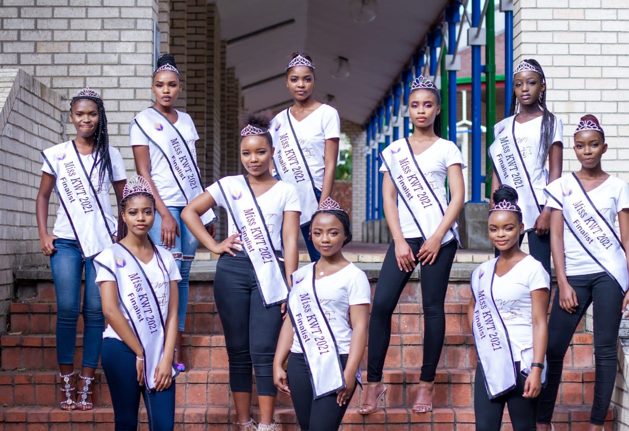 Iziphalaphala ezimanz’ andonga zithatha isicoco saseQonce