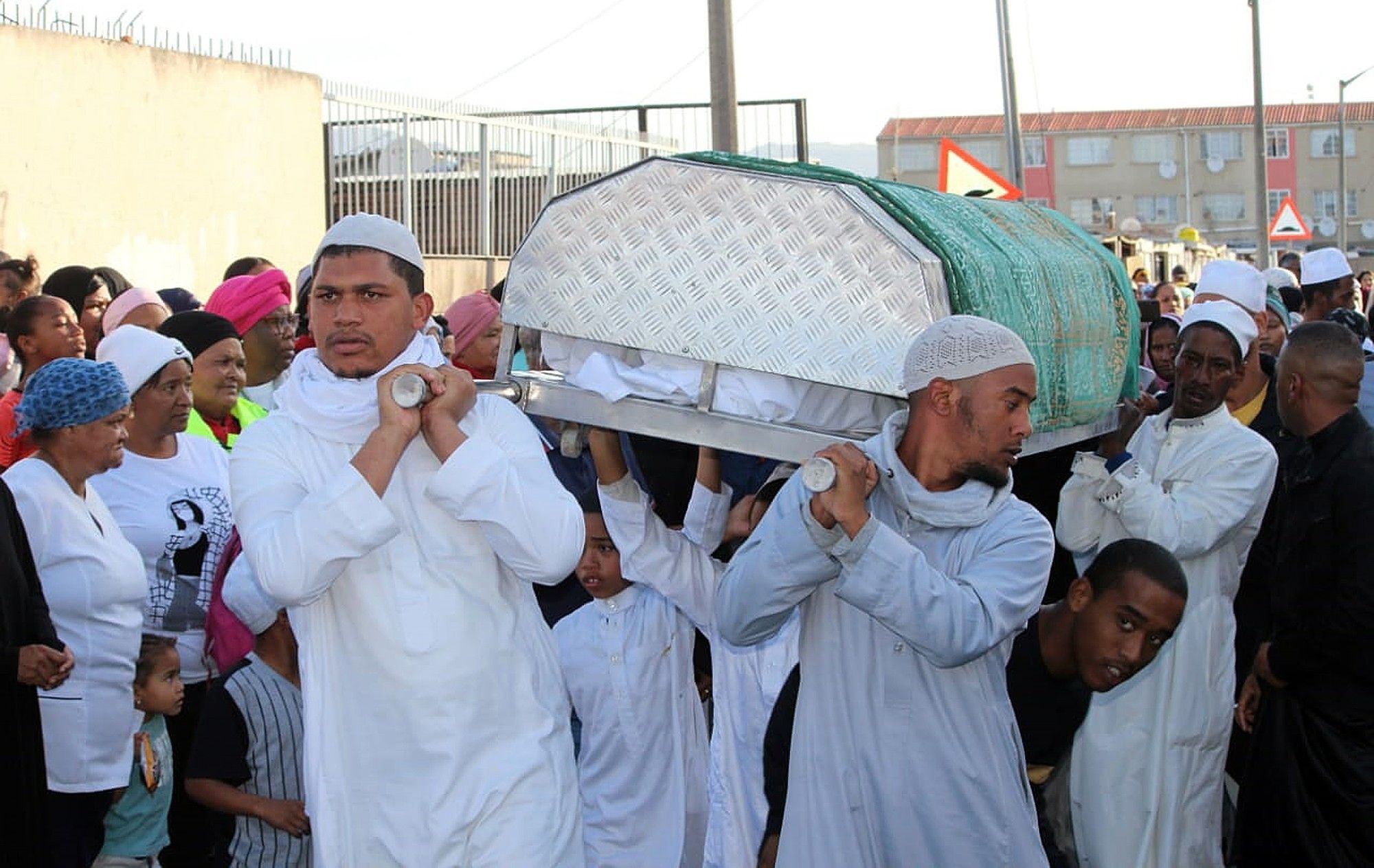 We want justice: Residents vow to vang shooter at janaazah of Walking ...