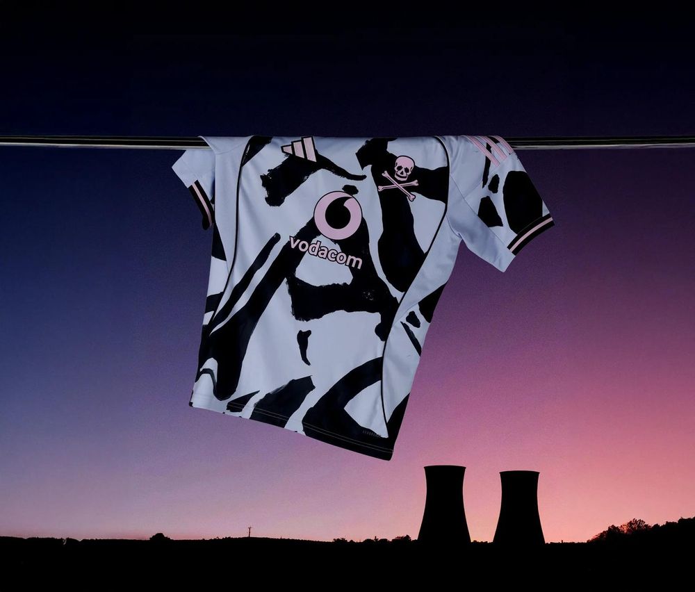 Orlando Pirates’ bold new limited-edition third jersey brings street ...