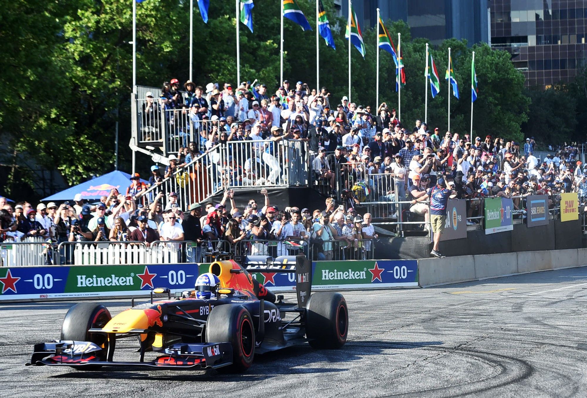 Former F1 driver David Coulthard praises Kyalami, fuelling SA Grand ...