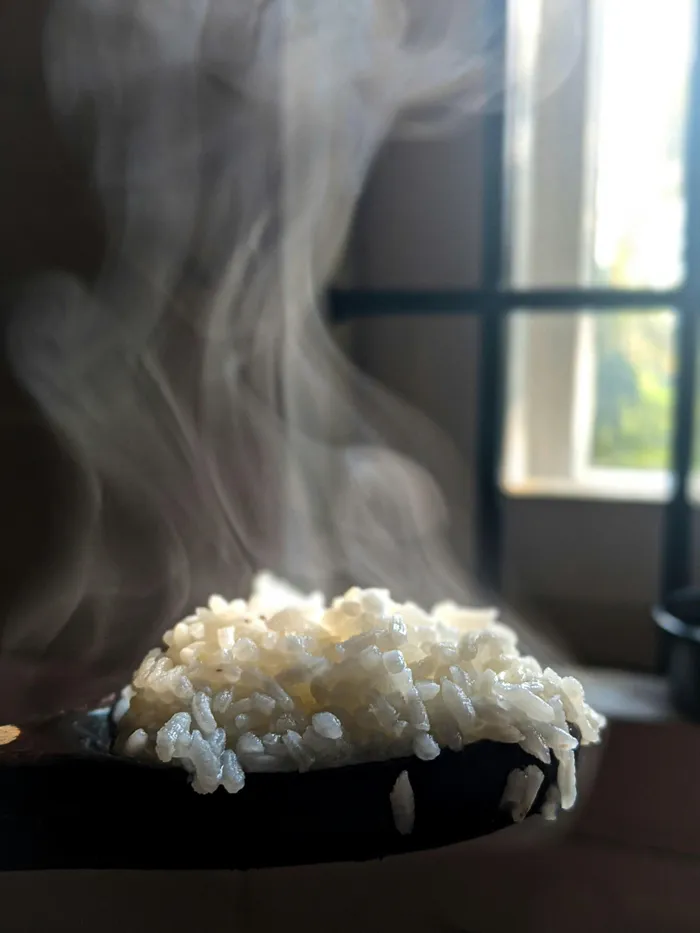 How to store cooked rice safely and avoid the food poisoning risk many ...