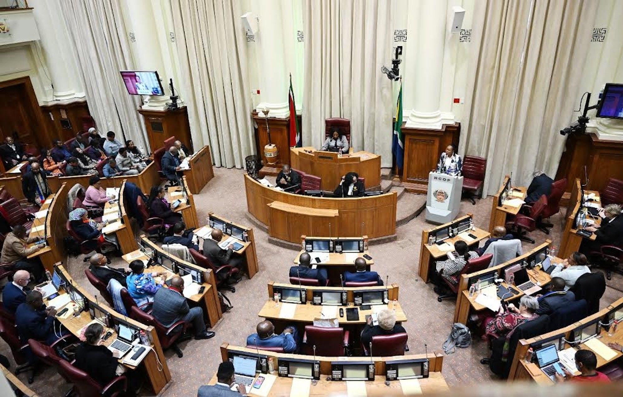 Parliamentarians raise concerns about the possible closure of Ithala Bank