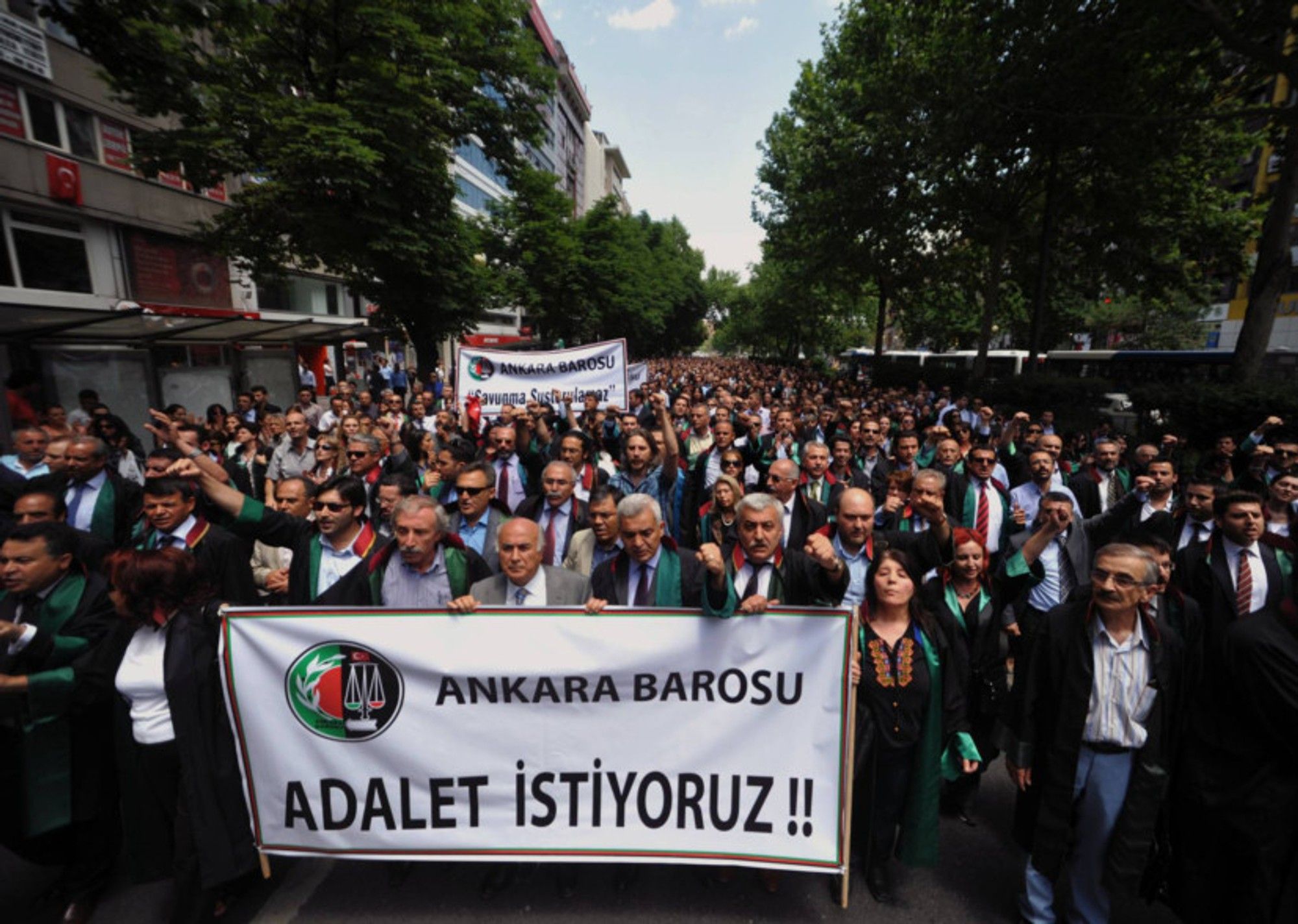 Outrage over Turkey riot police