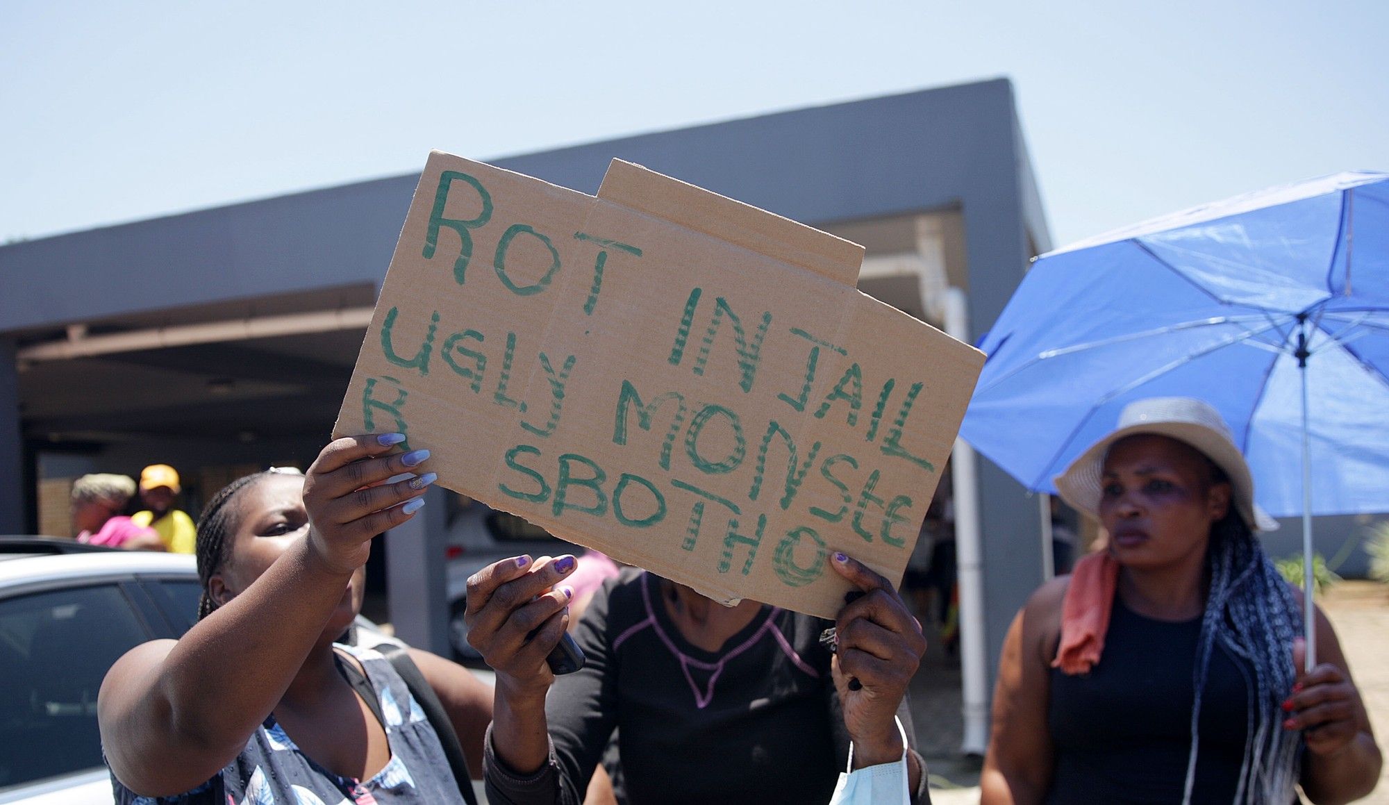 Angry community call for justice to be served against cop for killing ...