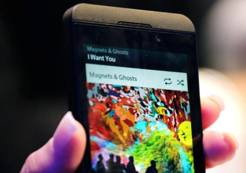 Taking a swipe at the BlackBerry Z10