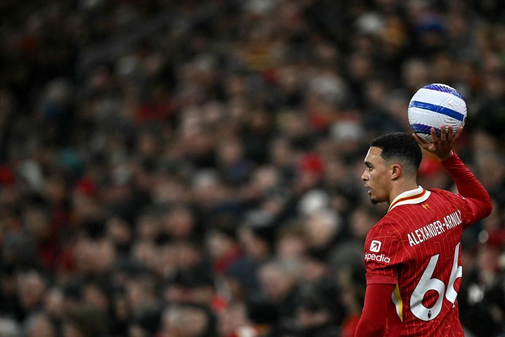 Liverpool fans' 'Trent meltdowns' ignoring bigger transfer concerns