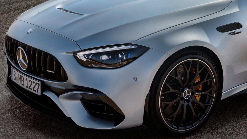 Updated Mercedes-AMG C63 to fire on six cylinders, new report states