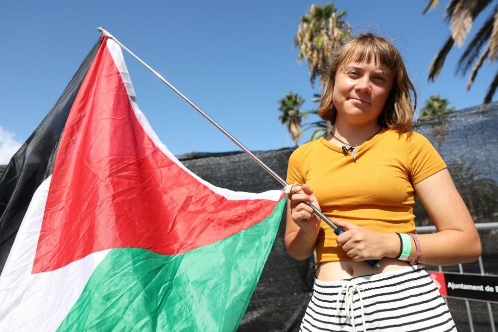 Aid flotilla with Greta Thunberg set to sail for Gaza