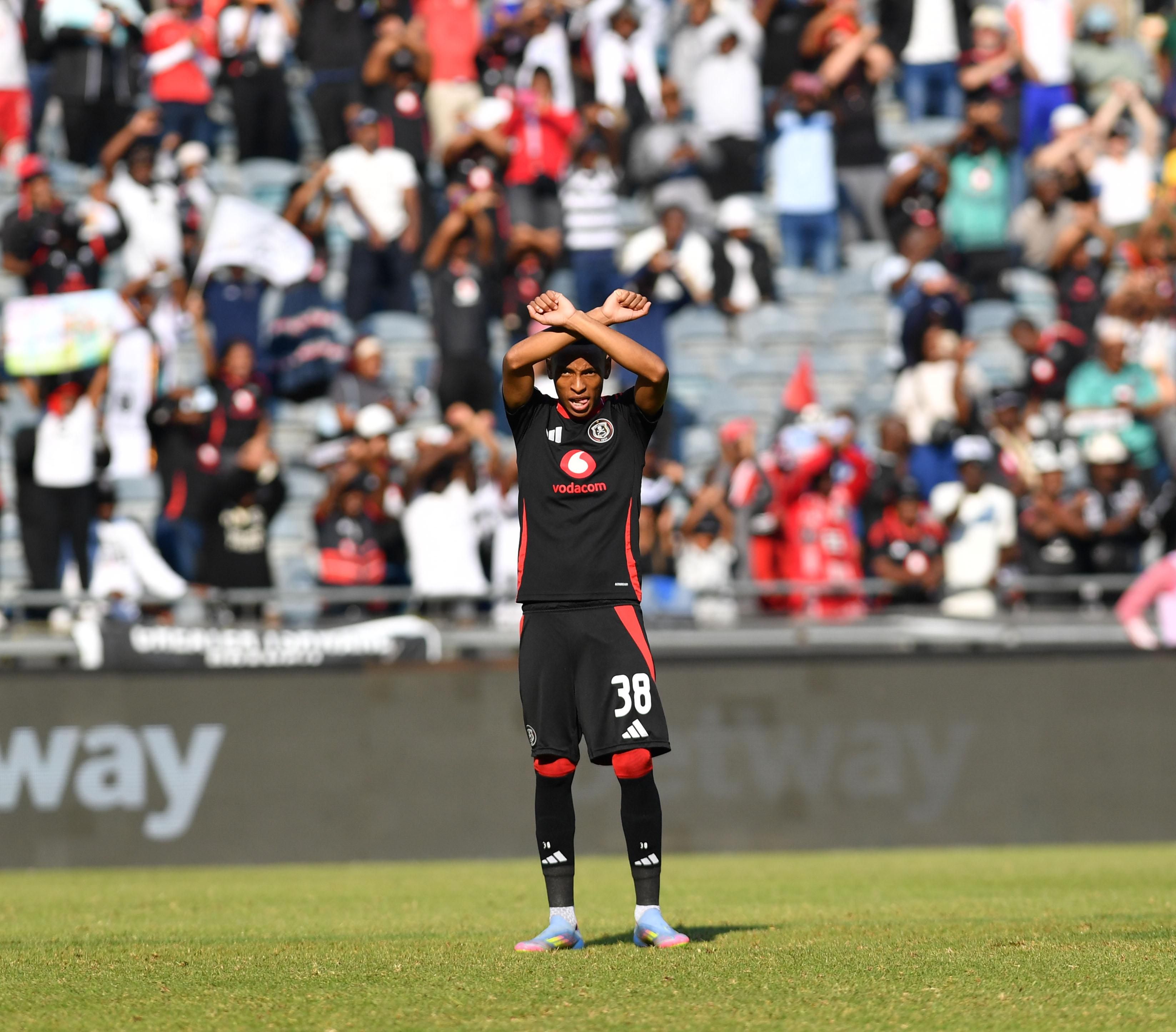 Zwane lauds Mofokeng’s impact despite Ribeiro’s likely Footballer of the Season win