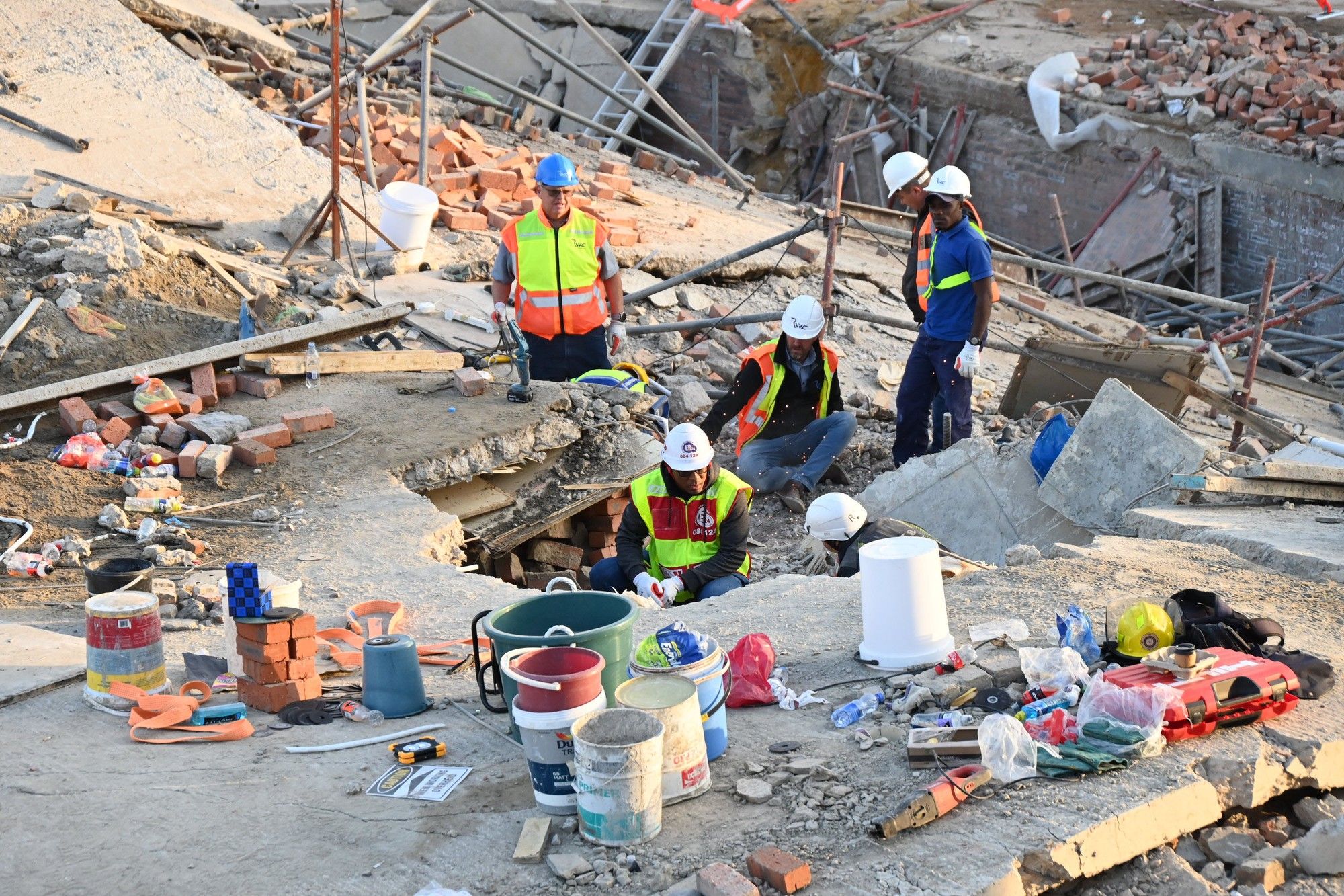 George building collapse: Contractor not registered with construction ...