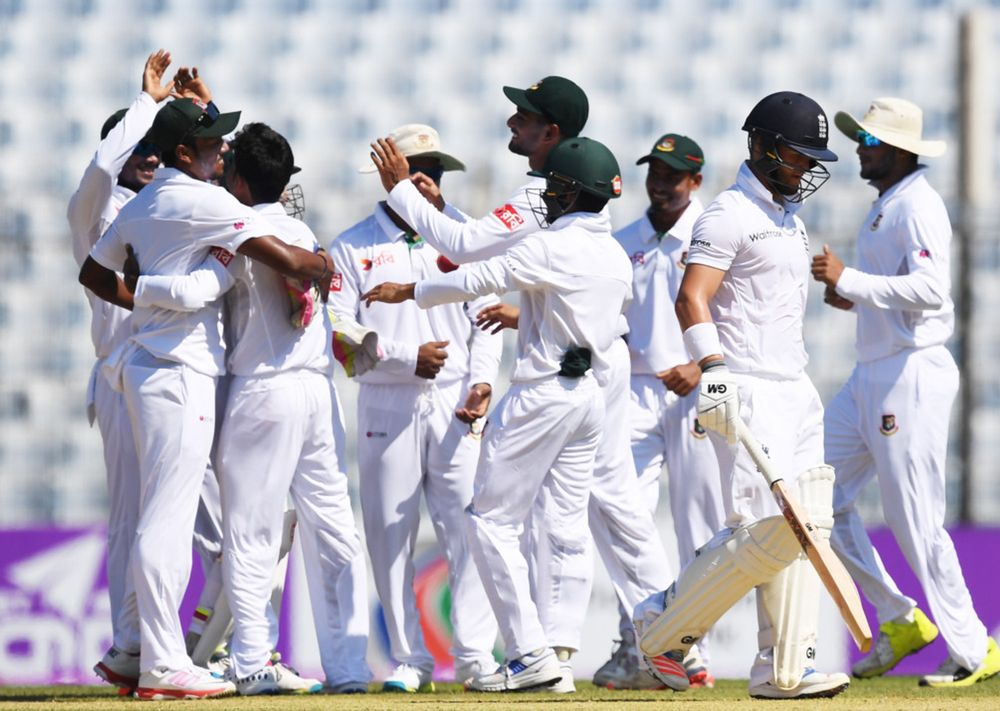 No quick fix to England's batting woes, says Bayliss