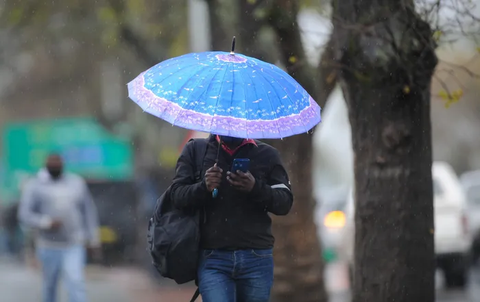 Weather warning issued as Western and Eastern Cape braces for 2 more ...