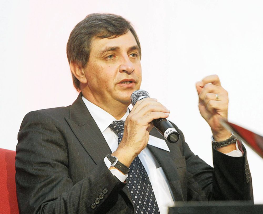 Car makers want legal leeway