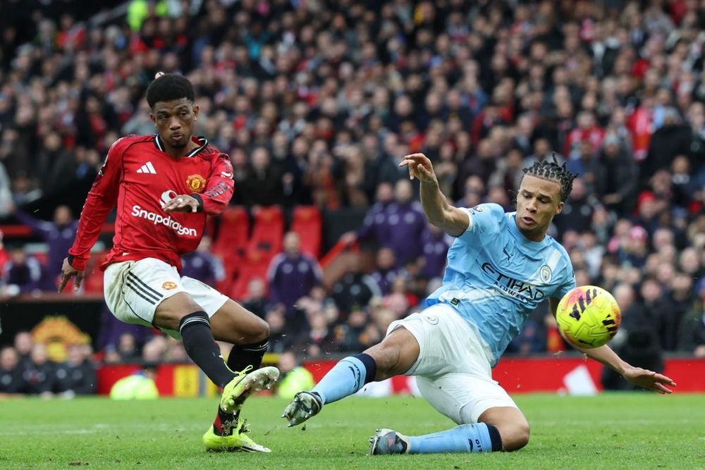 Manchester United's Mbeumo, Dorgu sink Manchester City to hand Arsenal ...