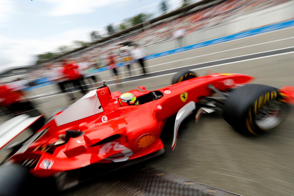 'Shocked' F1 teams threaten legal action over Ferrari engine settlement