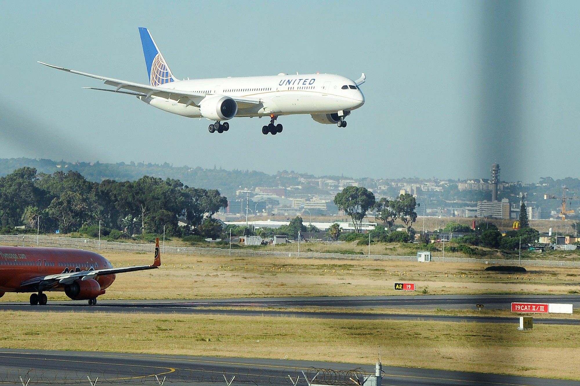 United Airlines eyes Airbus aircraft as plot thickens for Boeing
