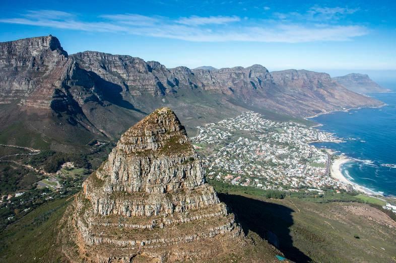 Cape Town paragliding pilot dies in Lion’s Head crash