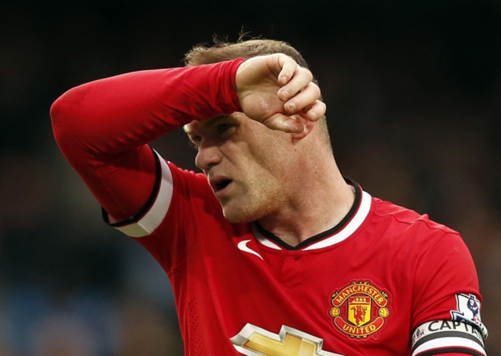 Pressure may get to Rooney: Hodgson