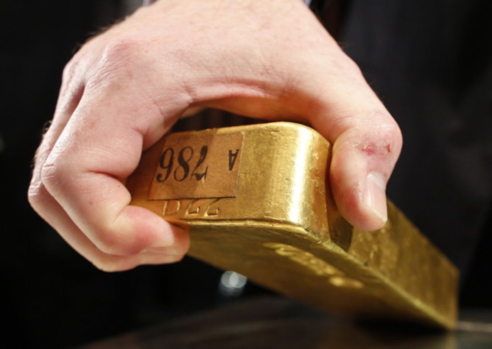 Gold set for record run