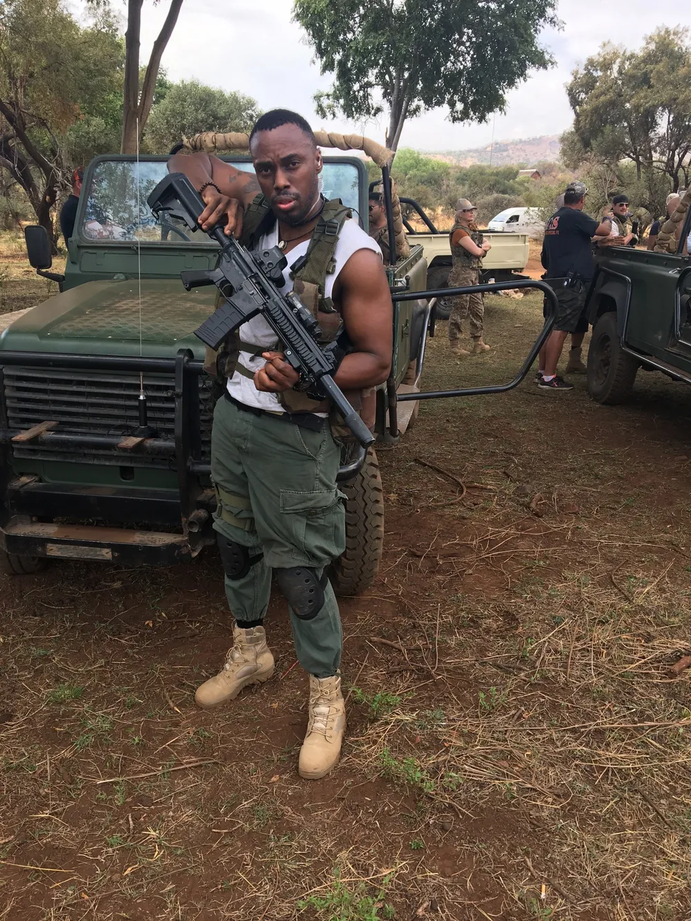 Megan Fox is joined by well-known SA actors on the set of 'Rogue'