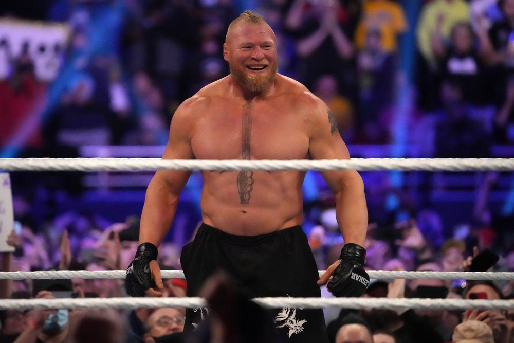 Roman Reigns to take Brock Lesnar apart at WrestleMania 38
