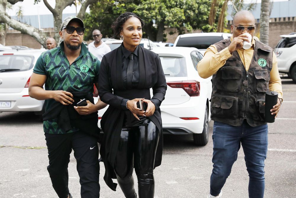 Iyawaphika amacala indodakazi kaZuma